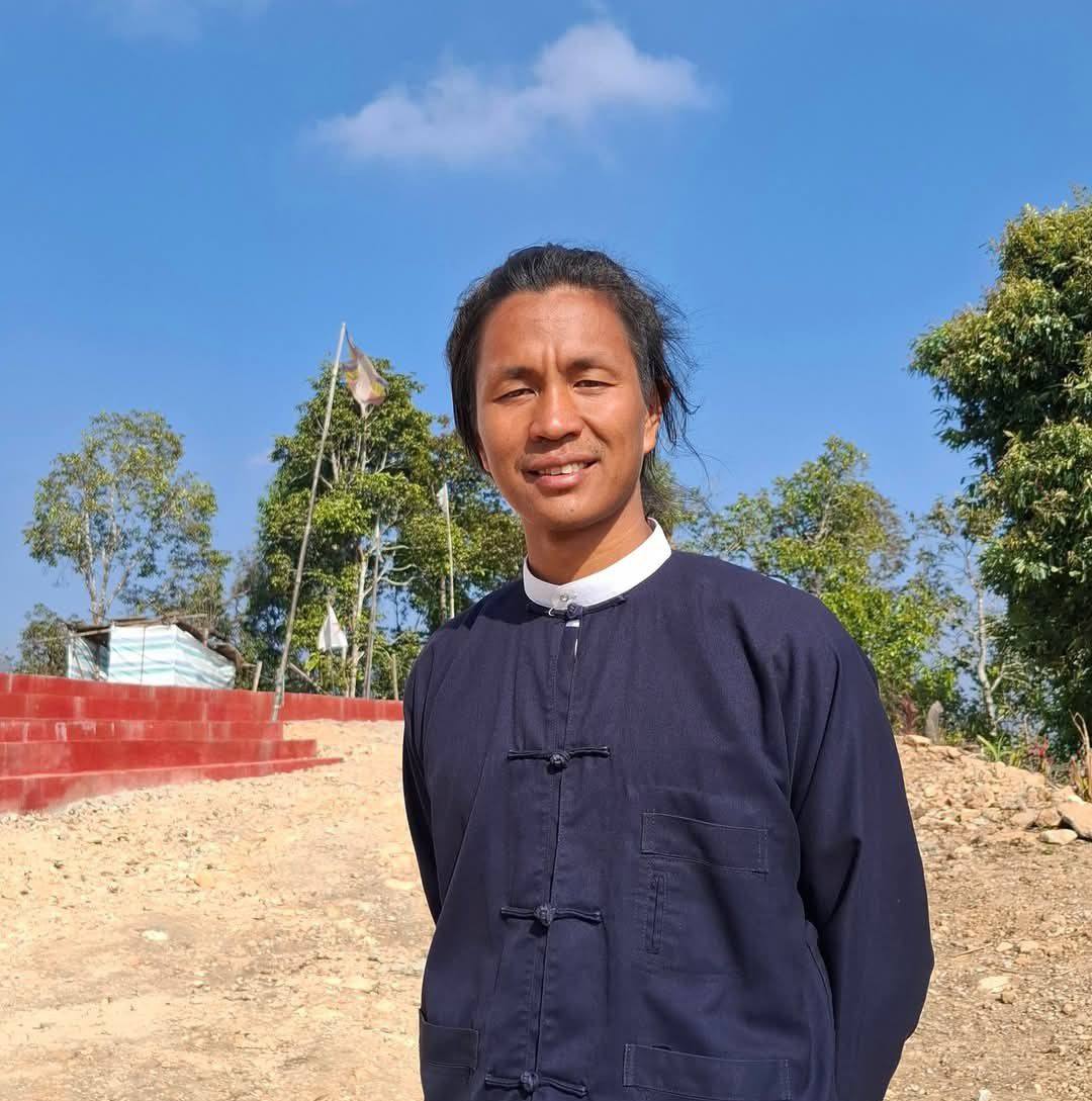 အနုပညာရှင်များ | BMG Myanmar - Artist Roster